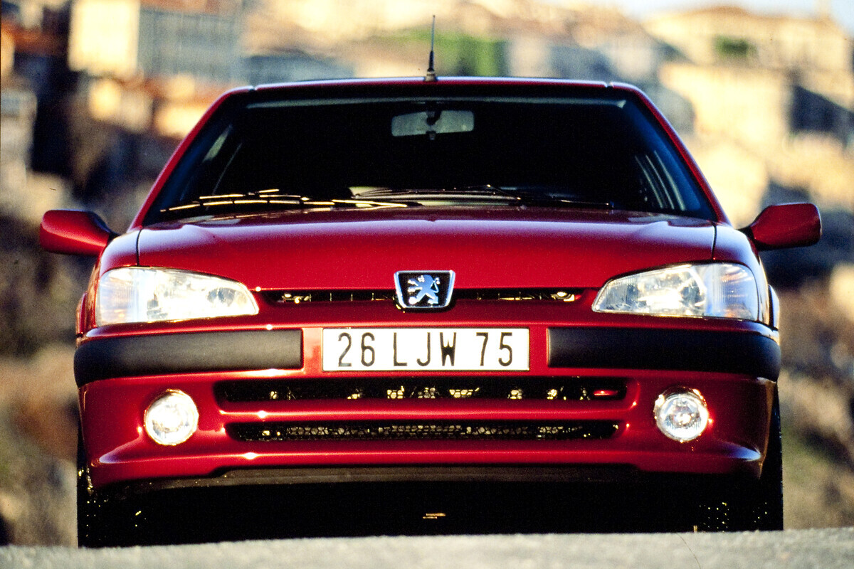 Mieux qu’une 205 GTI et bien moins chère : la Peugeot 106 S16