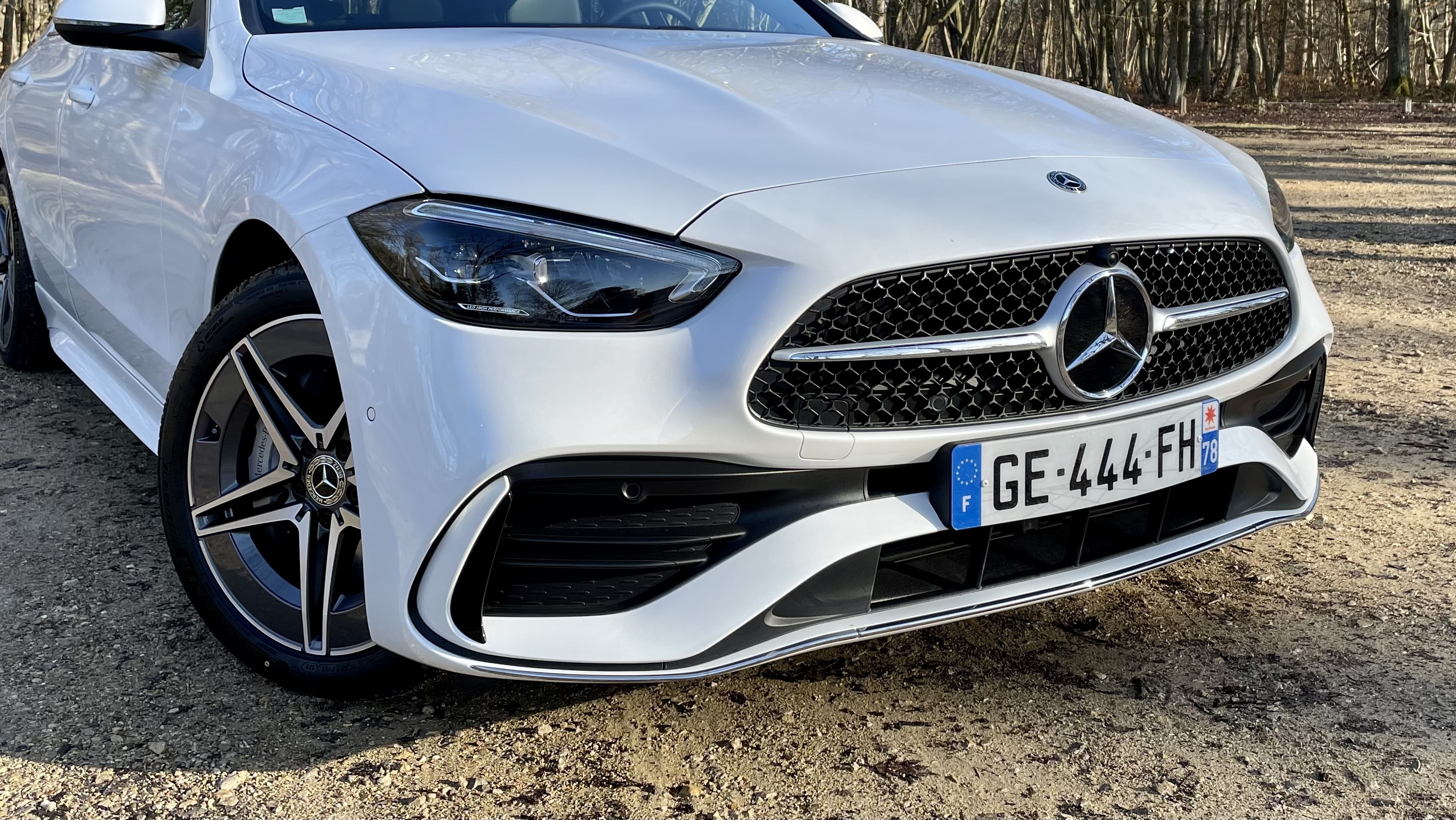 Essai - Mercedes C300e (2022) : à la pointe - Page 3