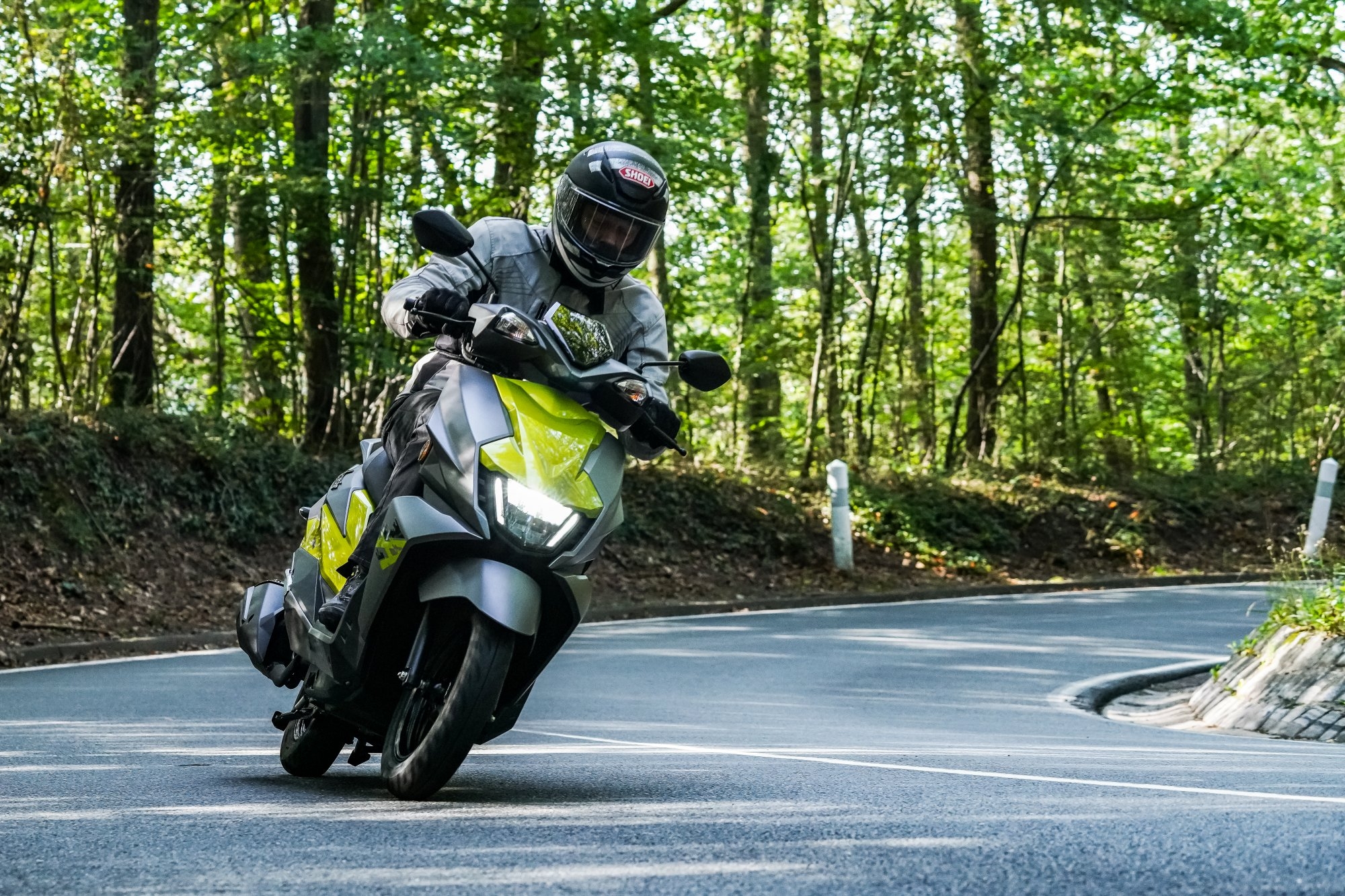 Essai - Suzuki Avenis 125 : urbain, indien et franchement bien - Page 2