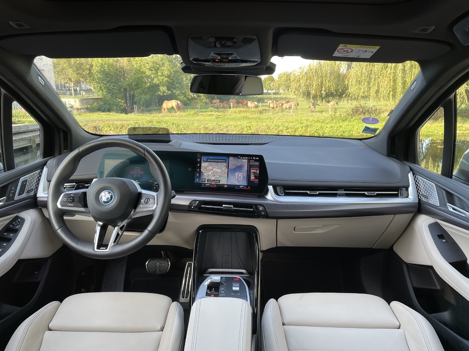 Essai - BMW 230e Active Tourer (2023) : un monospace de 326 ch hybride rechargeable