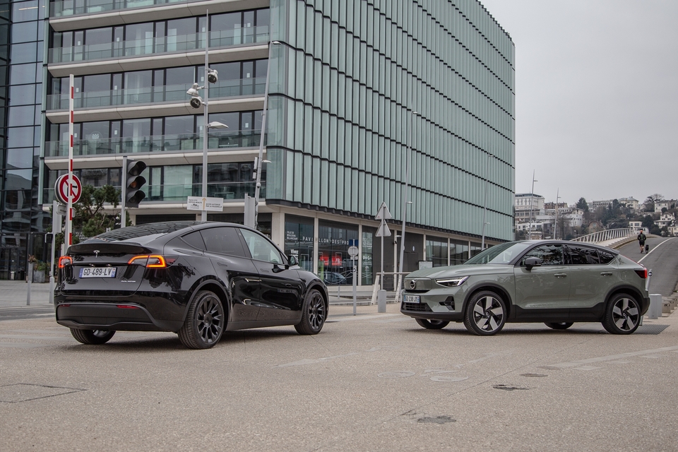 Comparatif - Tesla Model Y VS Volvo C40 : confrontation sur prise - Page 4