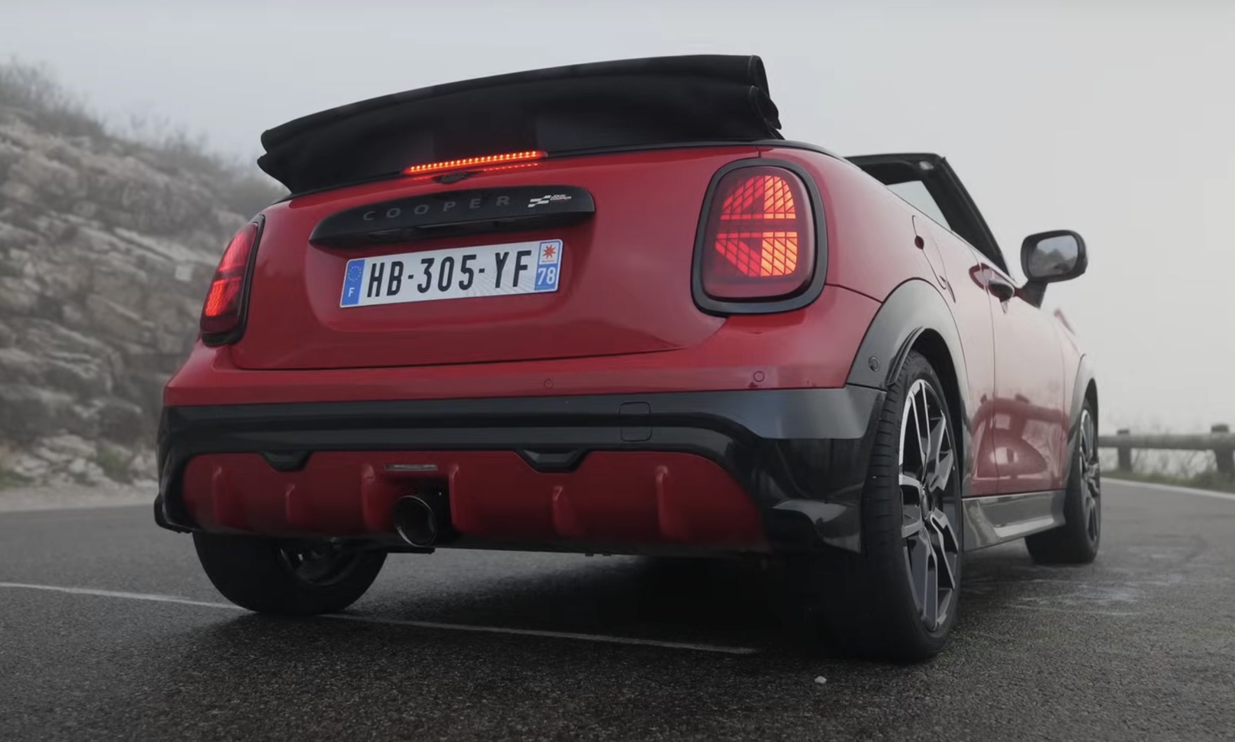 La Mini Cabrio JCW ne se conduit pas "comme un kart" contrairement à la ...