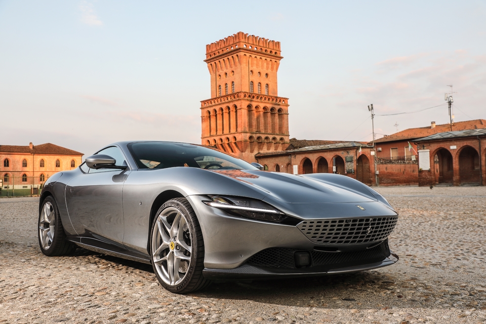 Essai - Ferrari Roma (2020) : Le retour du glamour