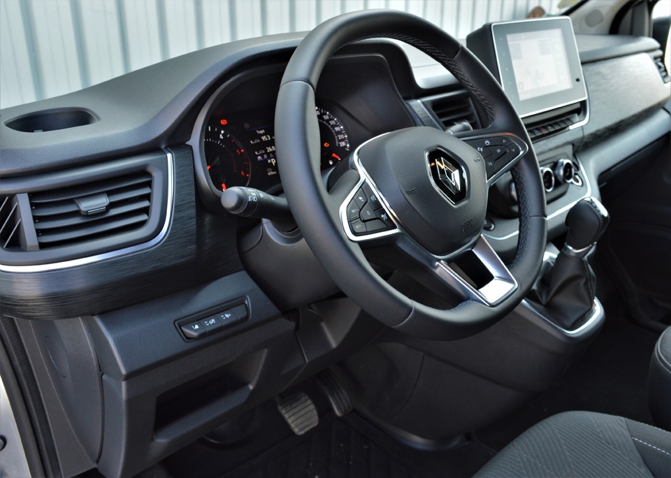 Essai - Renault Trafic (2022) : du mieux sur du bien