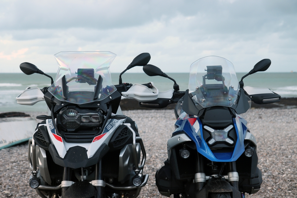 Comparatif – BMW R 1300 GS vs BMW R 1250 GS Adventure : GS ou GS ? - Page 2