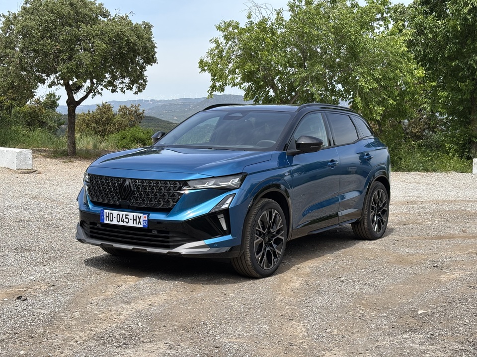Le Renault Austral restylé revient pour défier le Peugeot 3008