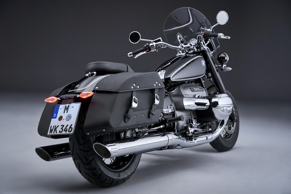 BMW R18 : la version Classic officiellement dévoilée par BMW