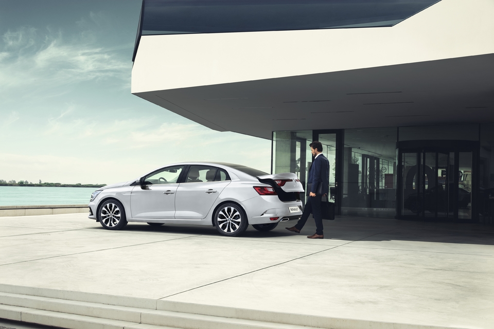 Renault dévoile la Mégane berline restylée