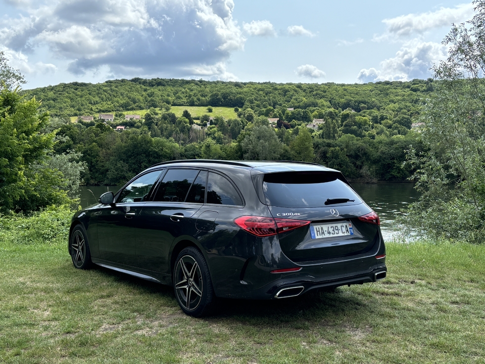 La Mercedes Classe C 300de, le break qui va loin