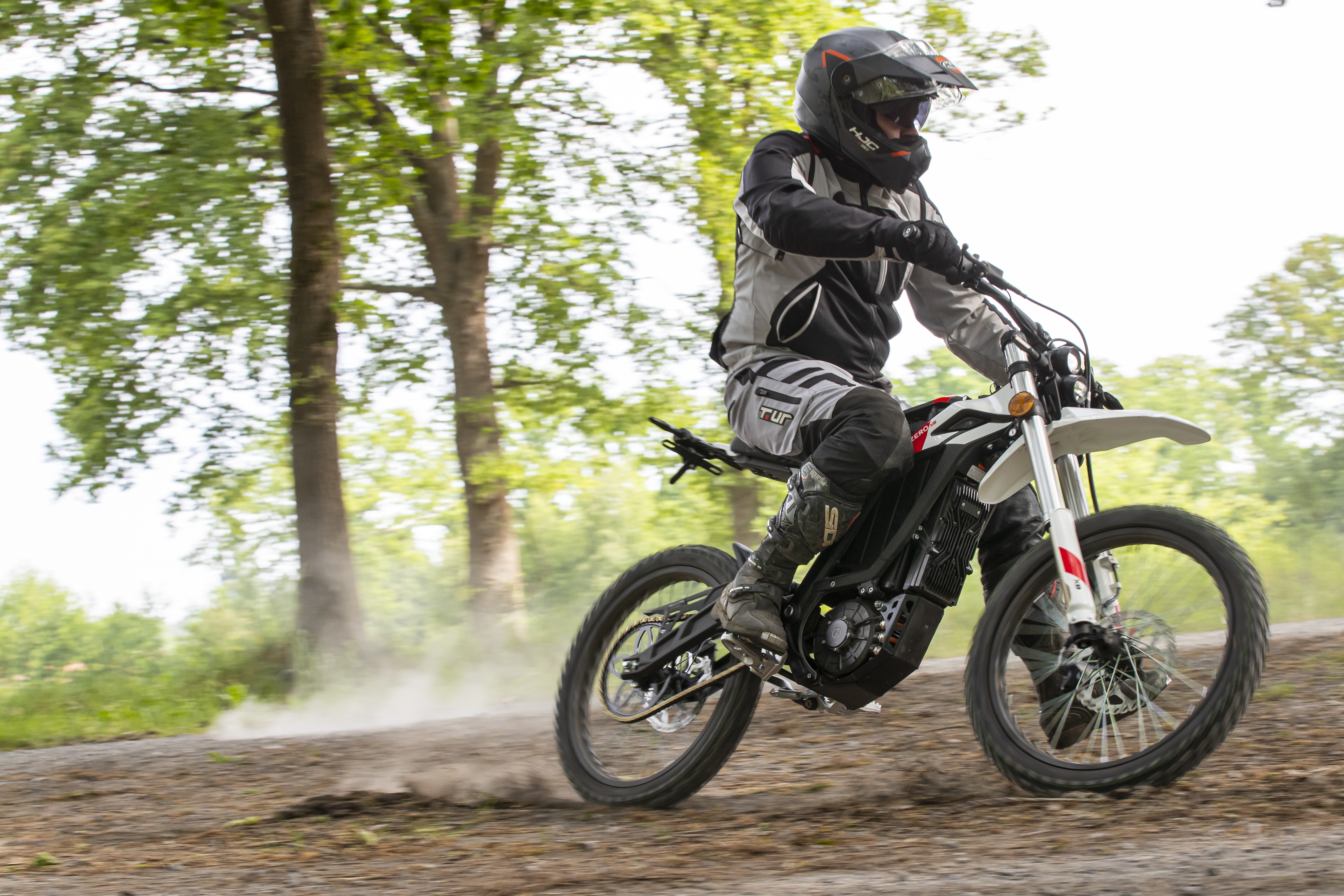 L’électrique de poche Zero Motorcycles XB 2025 va-t-elle éradiquer le ...