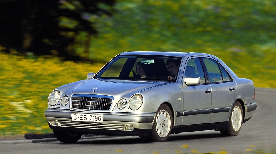 BMW 528i E39 vs Mercedes E280 W210, les teutonnes de l’âge d’or, dès 2 000