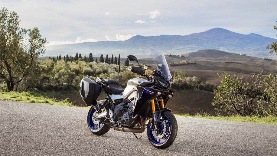 Yamaha dévoile les nouvelles Tracer 9 et Tracer 9 GT 2021