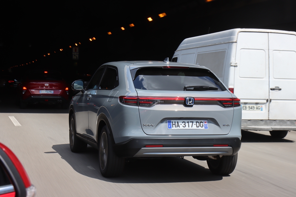 En ville, les SUV hybrides japonais et coréens montrent l'exemple