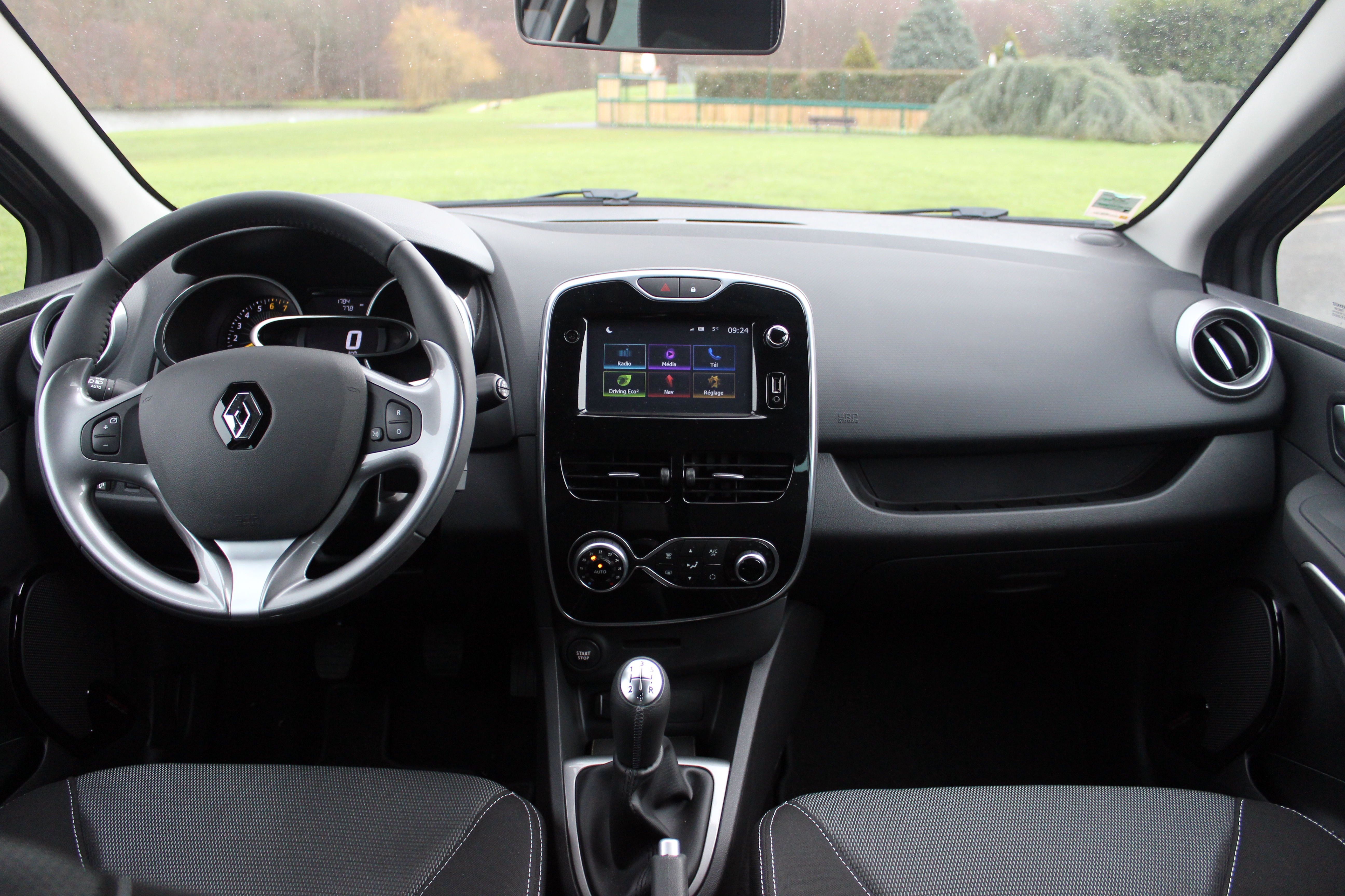 Comparatif vidéo – Que vaut encore la Citroën C3 face aux Peugeot 208 ...