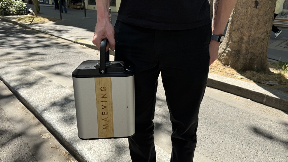 Maeving RM1S, une moto électrique facile et pleine de style