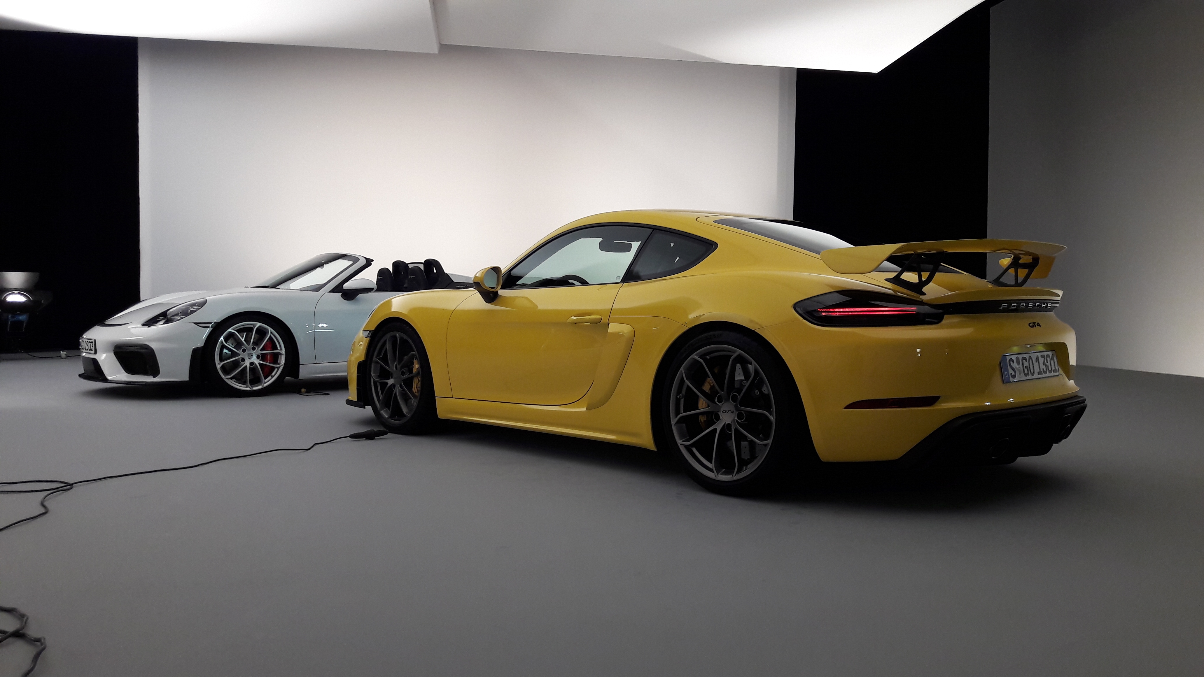 Porsche 718 Cayman GT4 et Boxster Spyder : retour du bon son ...