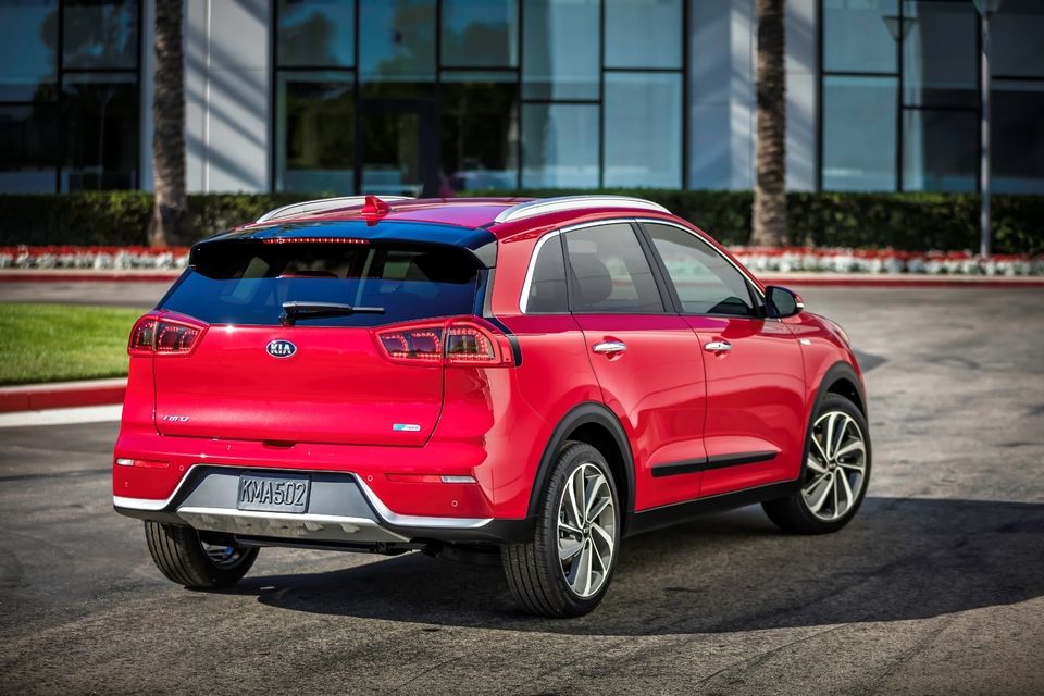 Chicago 2016 : Kia dévoile le crossover hybride Niro