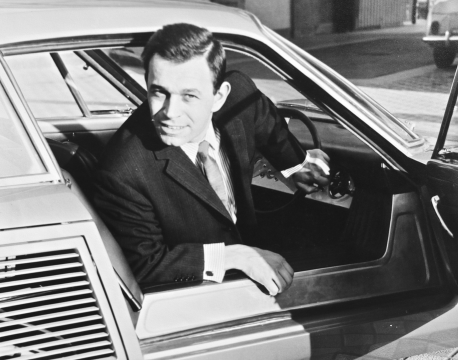 DESIGNERbyBELLU - Trevor Fiore, charme latin chez Citroën