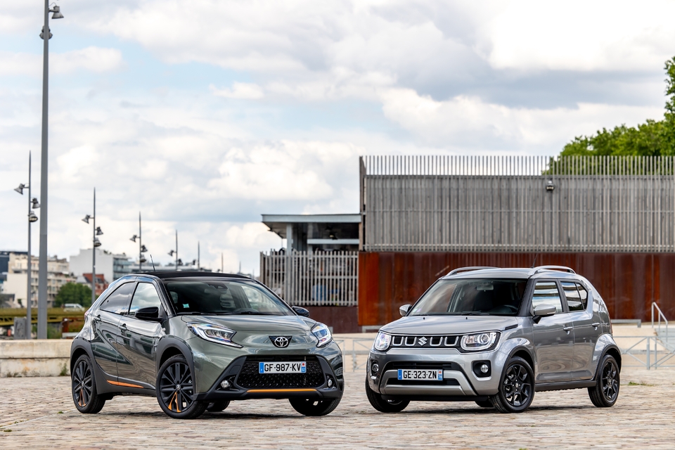 Comparatif : Toyota Aygo X VS Suzuki Ignis : deux stratégies pour un ...