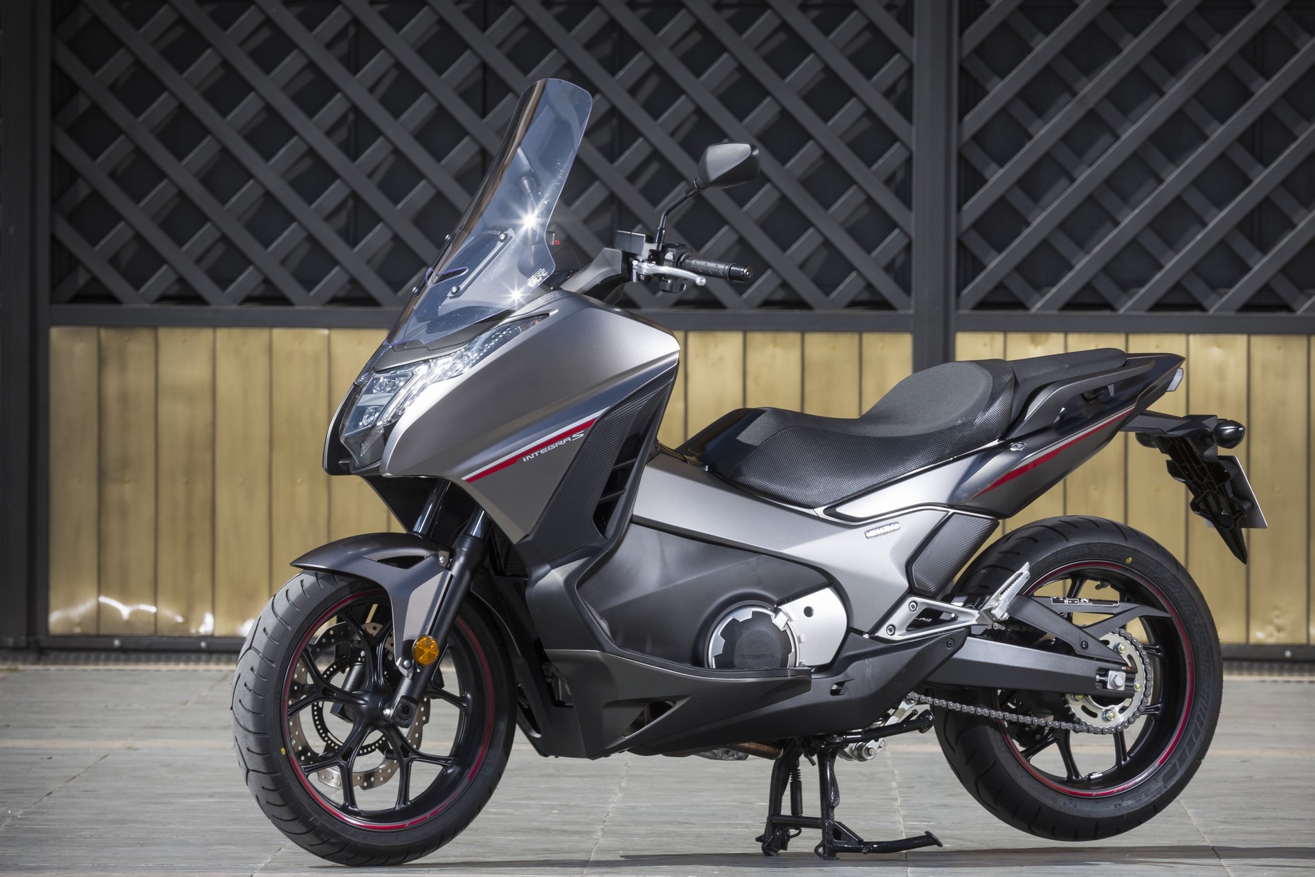 Essai Honda Integra NC750 2016 : détails et portfolio [+ 36 photos]