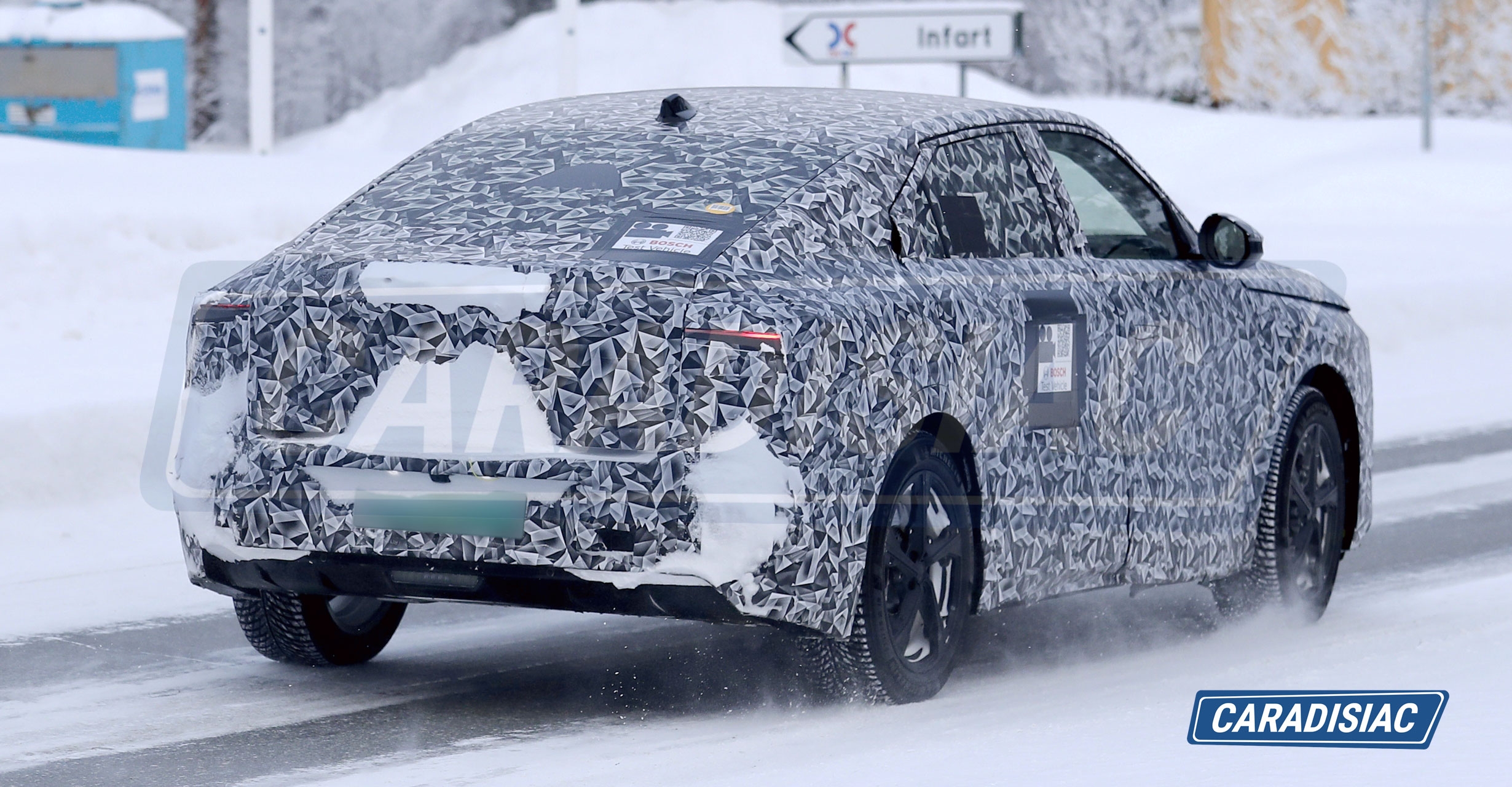 Scoop – DS 8 : le futur crossover de DS se montre