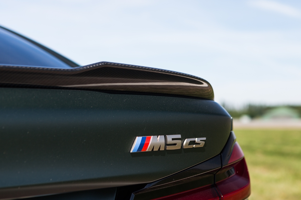 Les essais de Soheil Ayari - BMW M5 CS : que vaut la BMW la plus ...