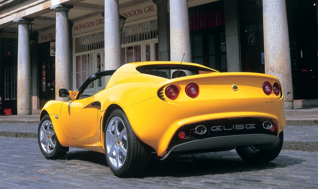 La Lotus Elise S2 est une incroyable machine à sensations