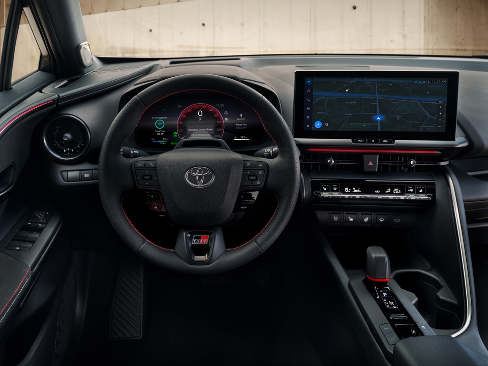 Toyota accompagne les pros avec le nouveau Toyota C-HR, le SUV partenaire de votre business