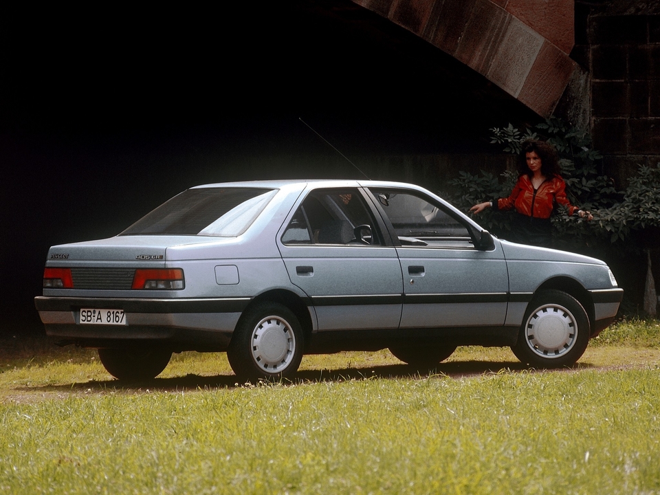 Peugeot 405 Mi16 (1987-1995) : la berline sportive du lion à acheter maintenant, dès 5 000