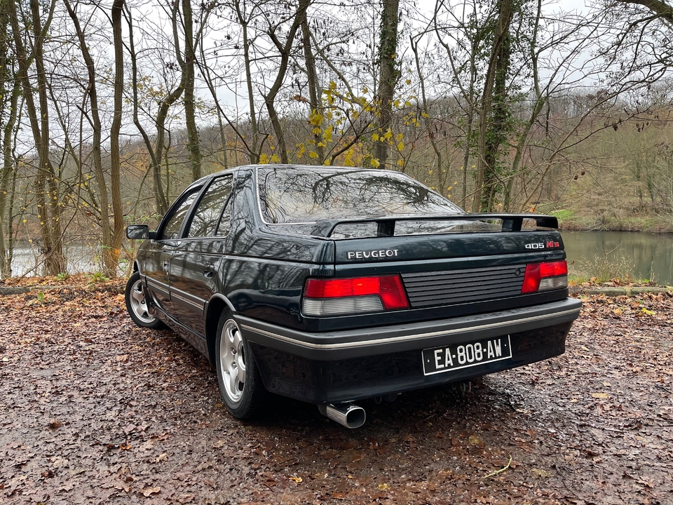 Peugeot 405 Mi16 (1987-1995) : la berline sportive du lion à acheter maintenant, dès 5 000