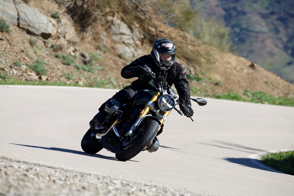 Essai - BMW R12 nineT (2024): regard dans le rétro - Page 2