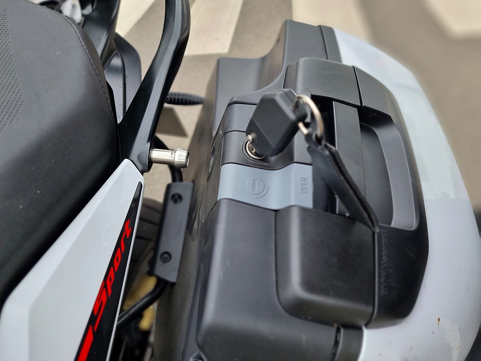 Comparatif - Honda NT1100 Vs BMW R1250 : du sport dans le touring