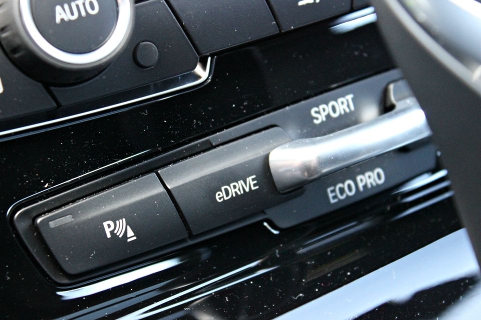 Essai vidéo – BMW 225xe Active Tourer : le premier monospace branché