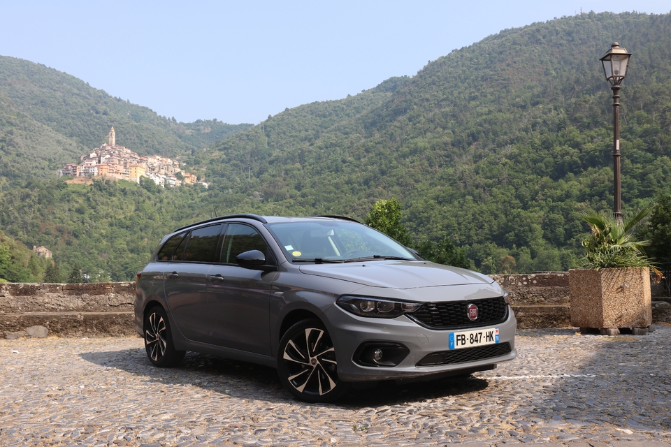 Essai longue durée : 3 000 km en Fiat Tipo SW : un bon outil - Page 4