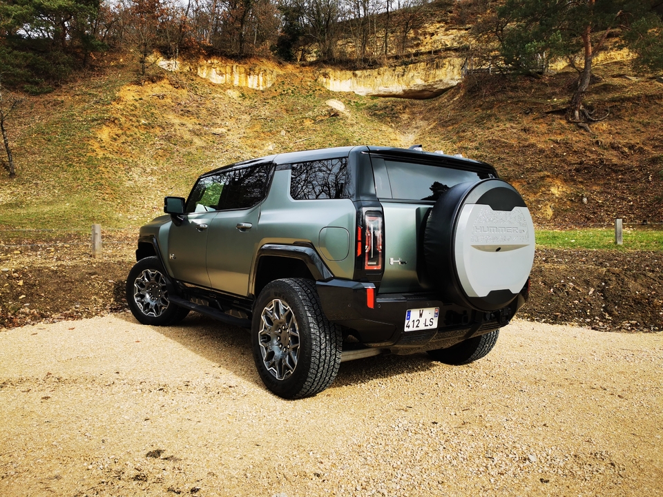 Hummer EV3x : 4,1 tonnes d'écologie, et des performances de supercar ...