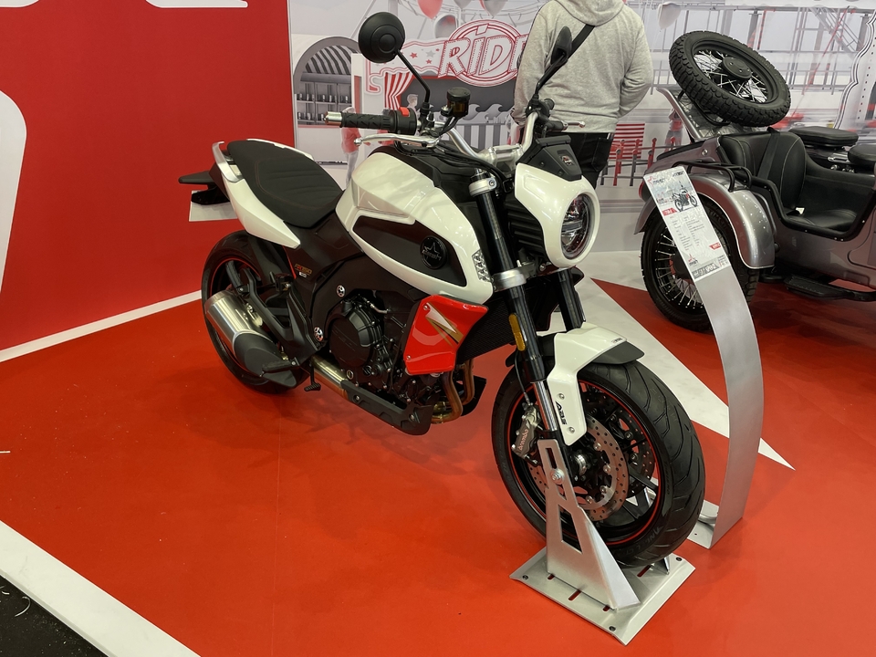 Mash FR 750 : nouvelle époque - En direct du salon de Lyon 2024