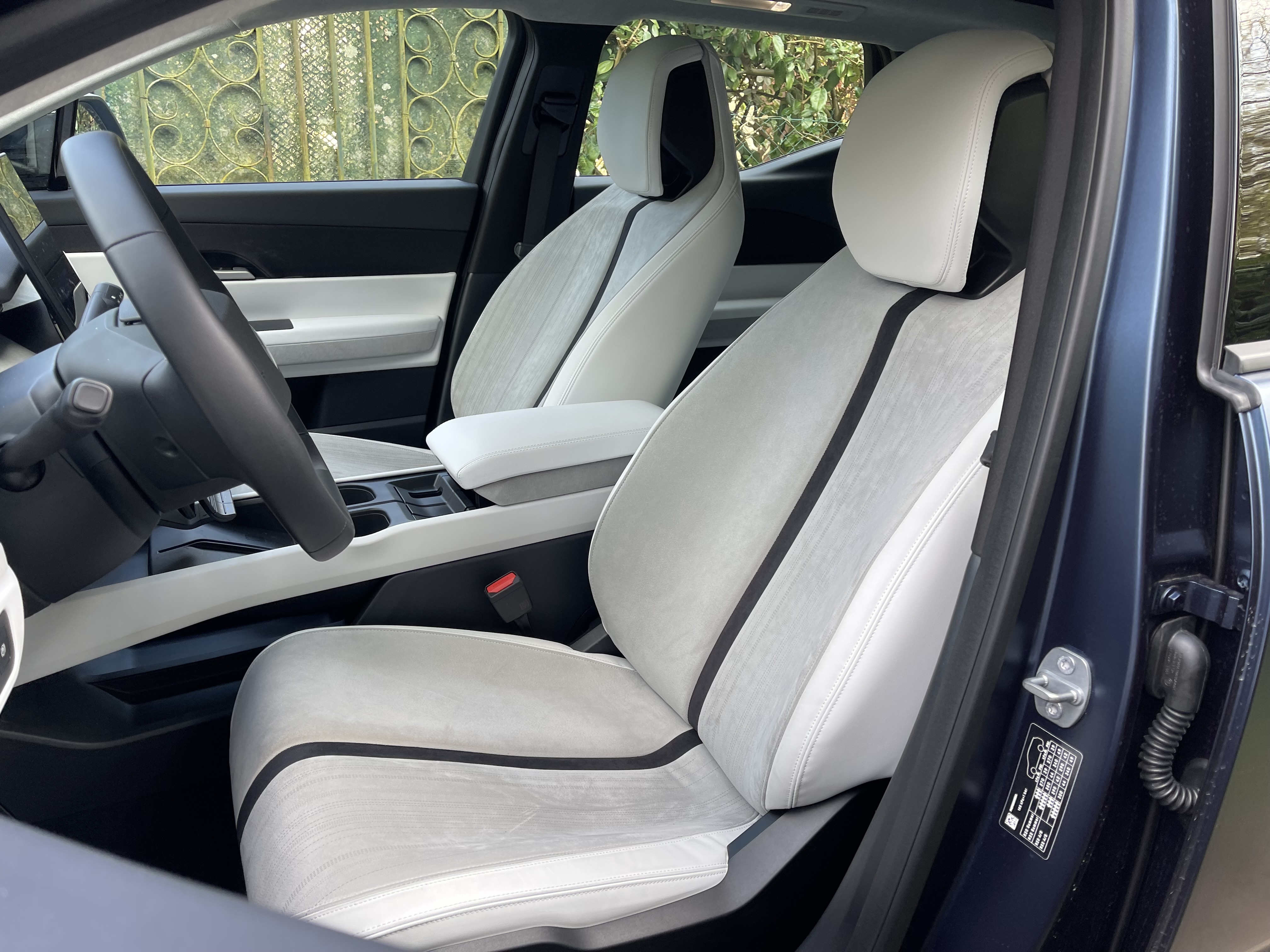 Fisker Ocean (2024) : bon karma pour ce SUV électrique ? (Essai vidéo)