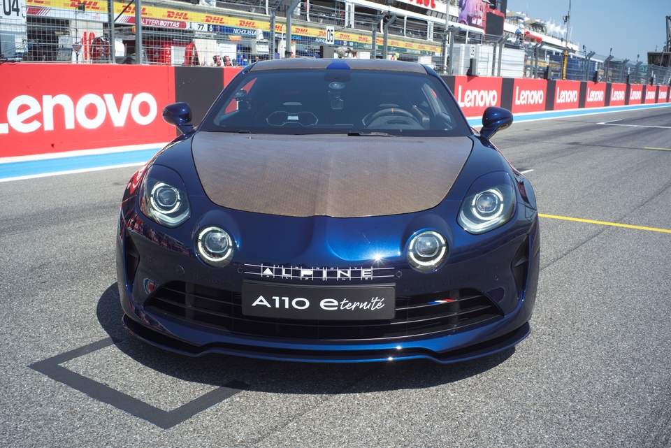 Mondial de Paris 2022 - Alpine A110 R, la dernière goutte de pétrole