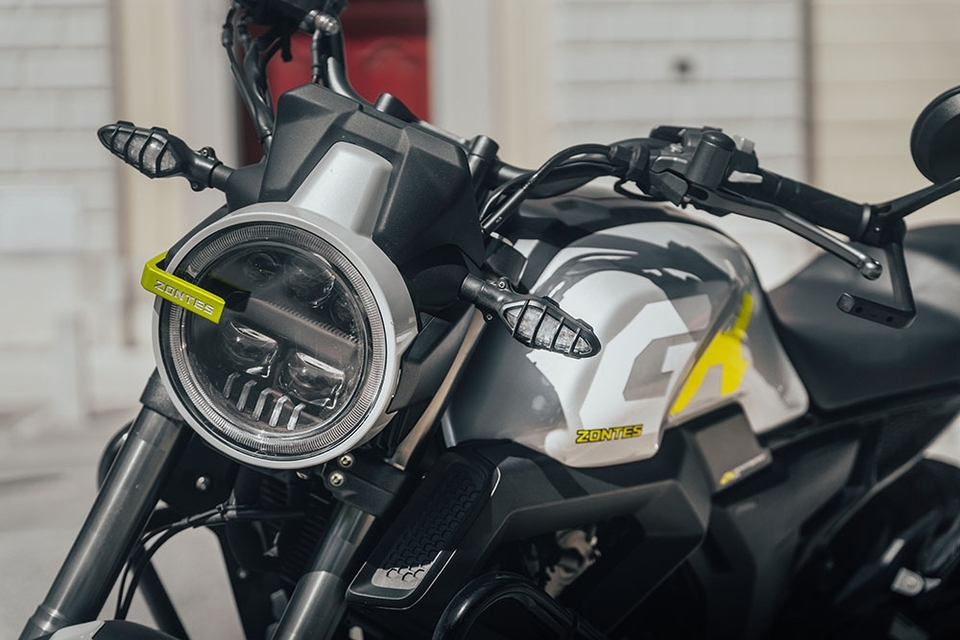 Zontes GK 125 : un nouveau scrambler 125 cm3 arrive en France