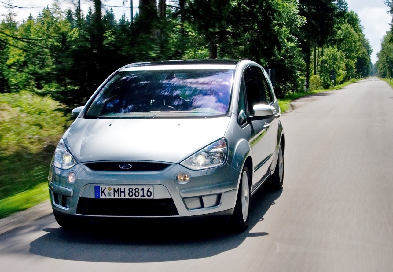 Ford S-Max 2.5 T 220 (2006 – 2010), déménageur mélodieux, dès 7 000
