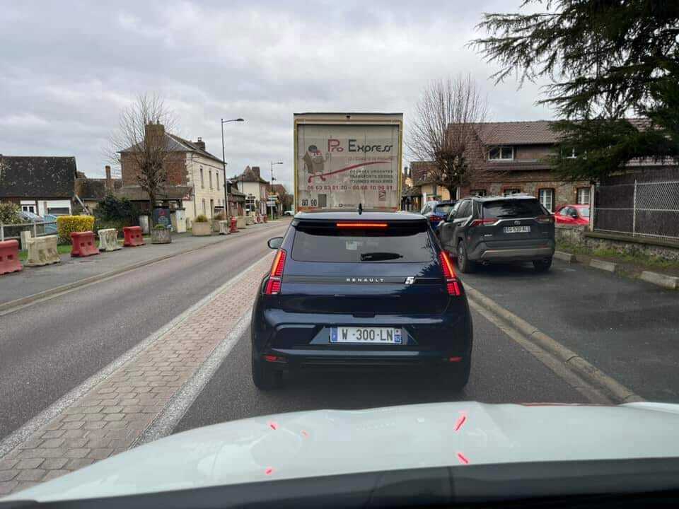 Encore des Renault 5 électriques surprises sur la route