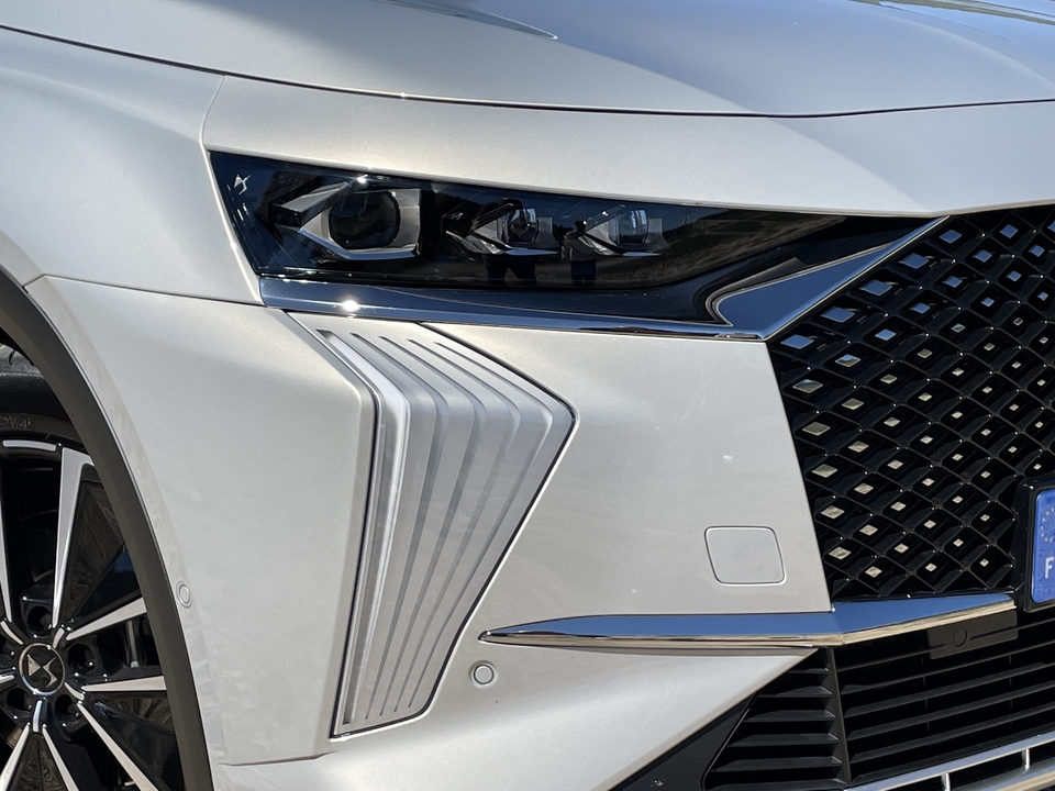 Essai vidéo - DS 7 restylée (2022) : un deuxième 7 pour confirmer