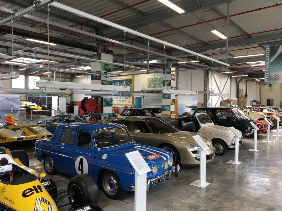 Renault a 120 ans : retour nostalgique sur des modèles mythiques ...