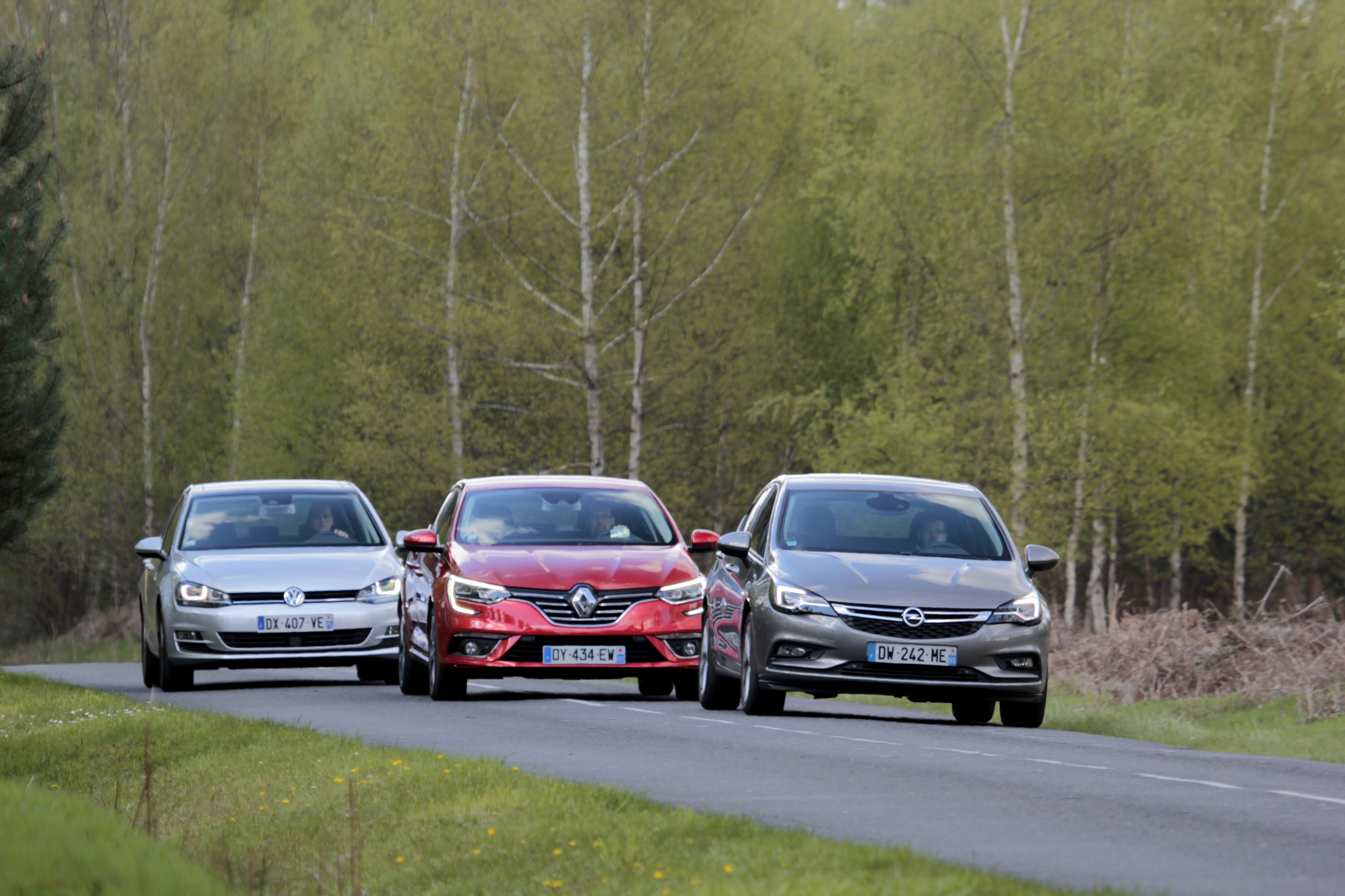 Comparatif vidéo - Renault Mégane vs Opel Astra vs Volkswagen Golf : la ...