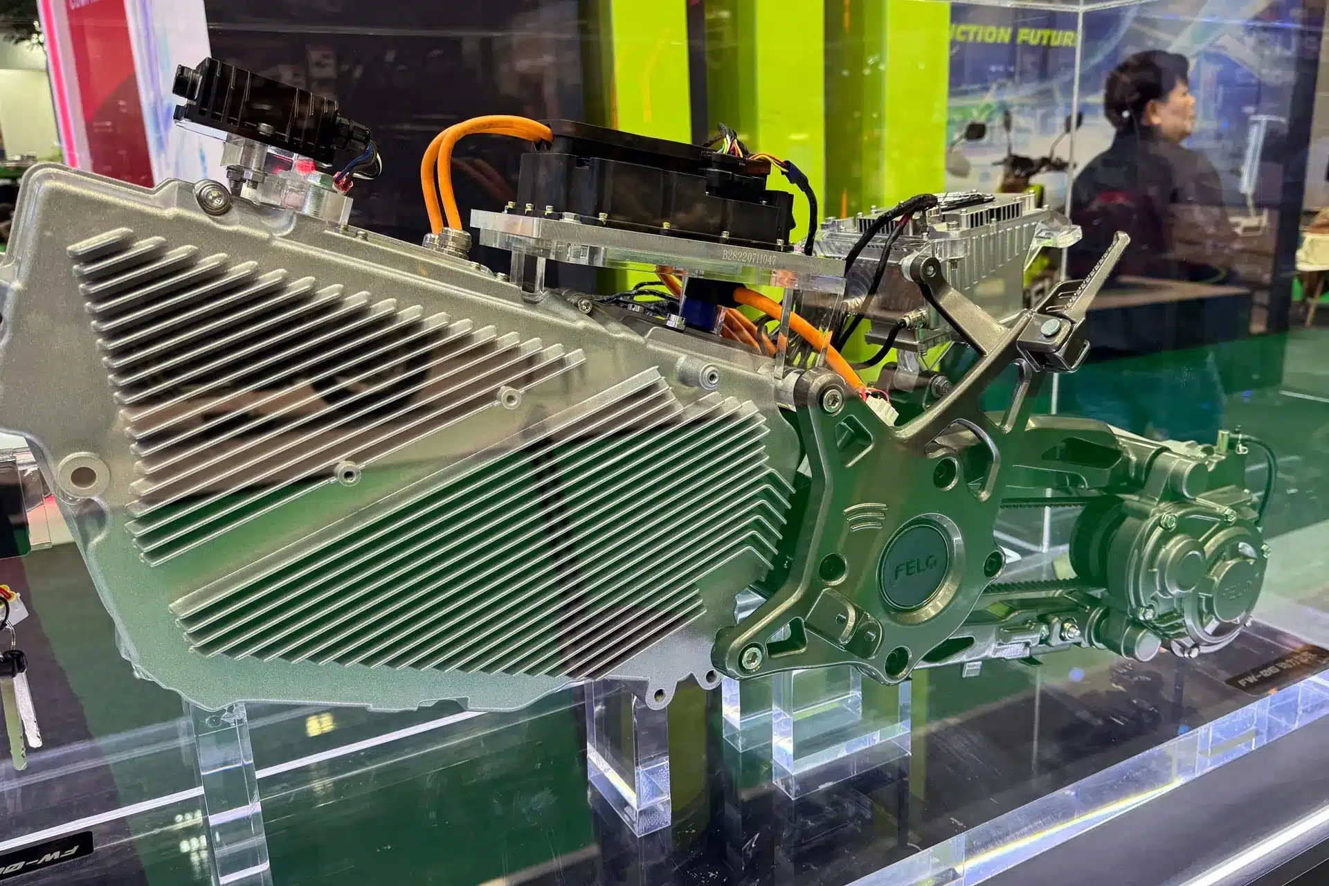 Plus de 700 km d'autonomie pour cette moto électrique