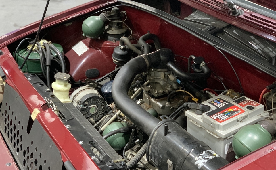 Citroën BX 14 RE vs Ford Sierra 1.6 GL : deux quadras au style original ...