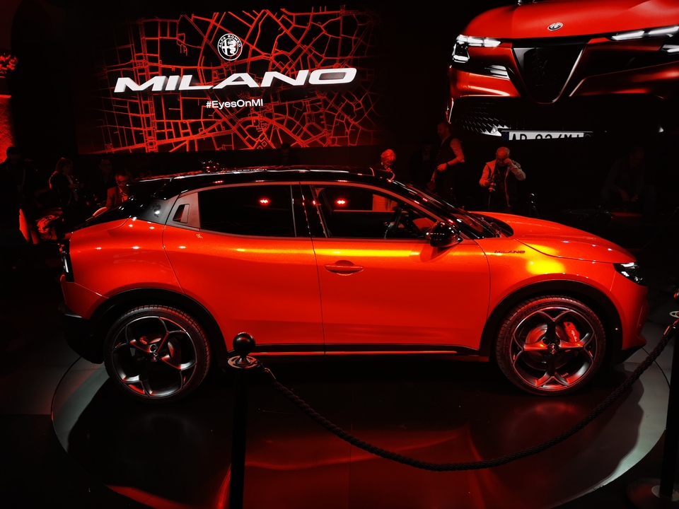 Alfa Romeo Junior/Milano : le plus sportif des SUV urbains ? (mise à ...