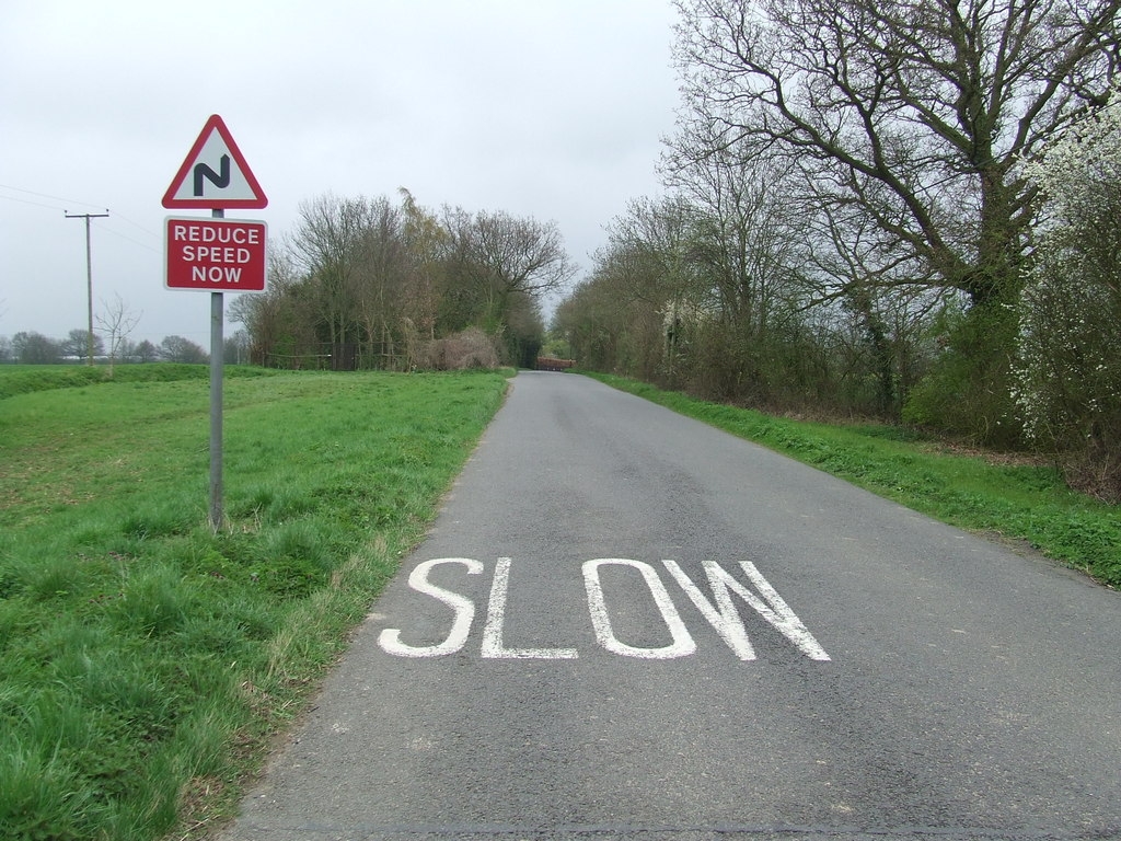 Sécurité routière : et si nous passions à l’heure anglaise