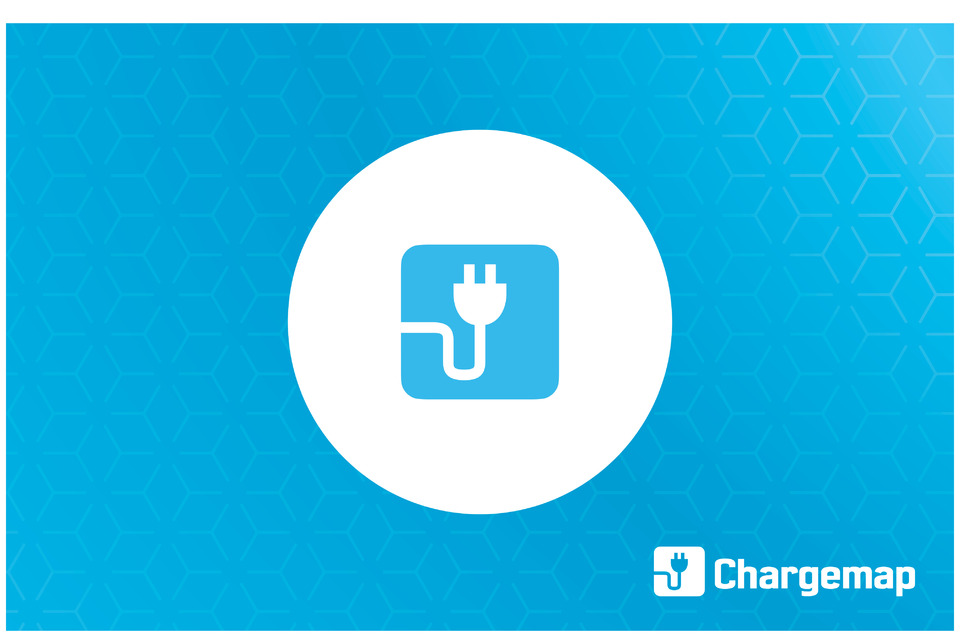 Cinq cartes de recharges électriques à la loupe