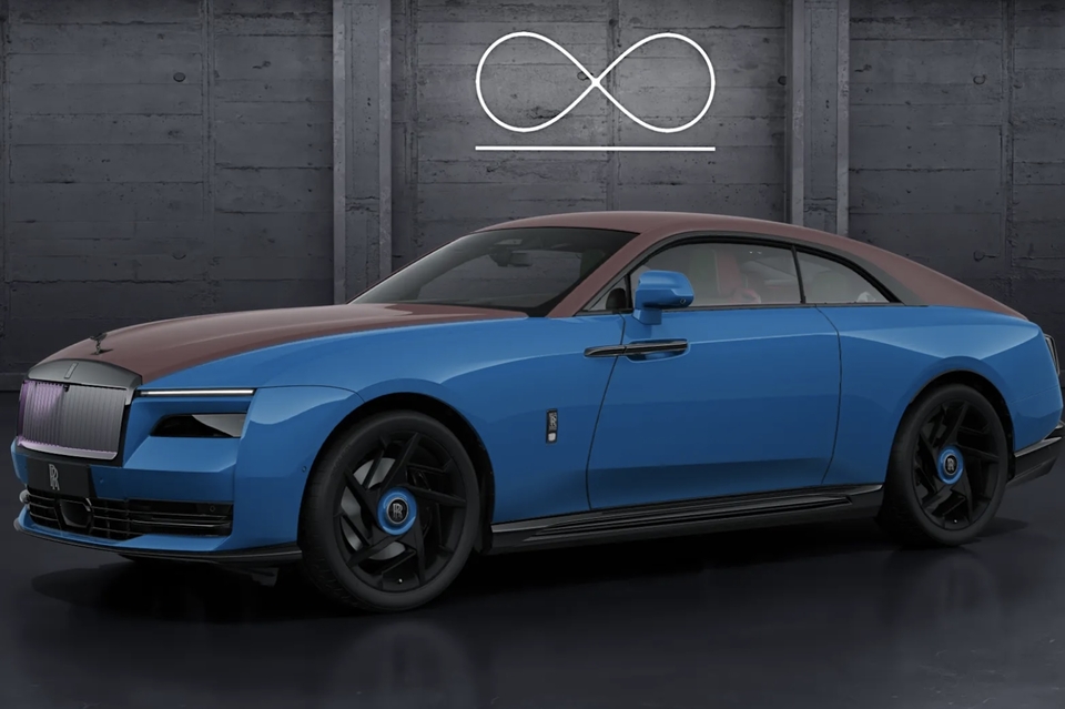 Avec la Rolls-Royce Spectre Black Badge, même le mauvais goût est possible